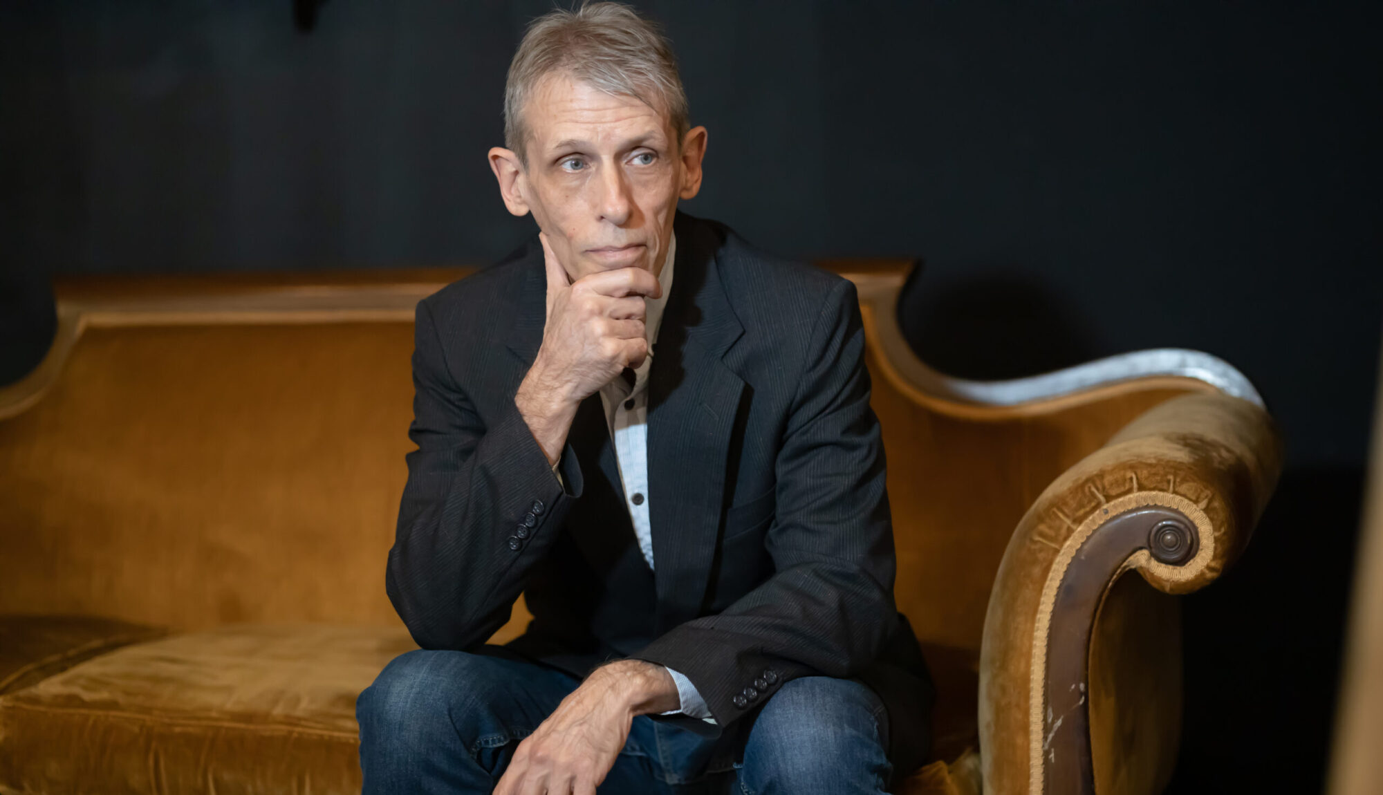 HOME - Robert Lunday